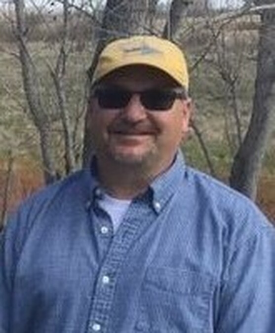 Terry Bobyk Obituary - Innisfail, AB | Heartland Funeral Services Ltd.